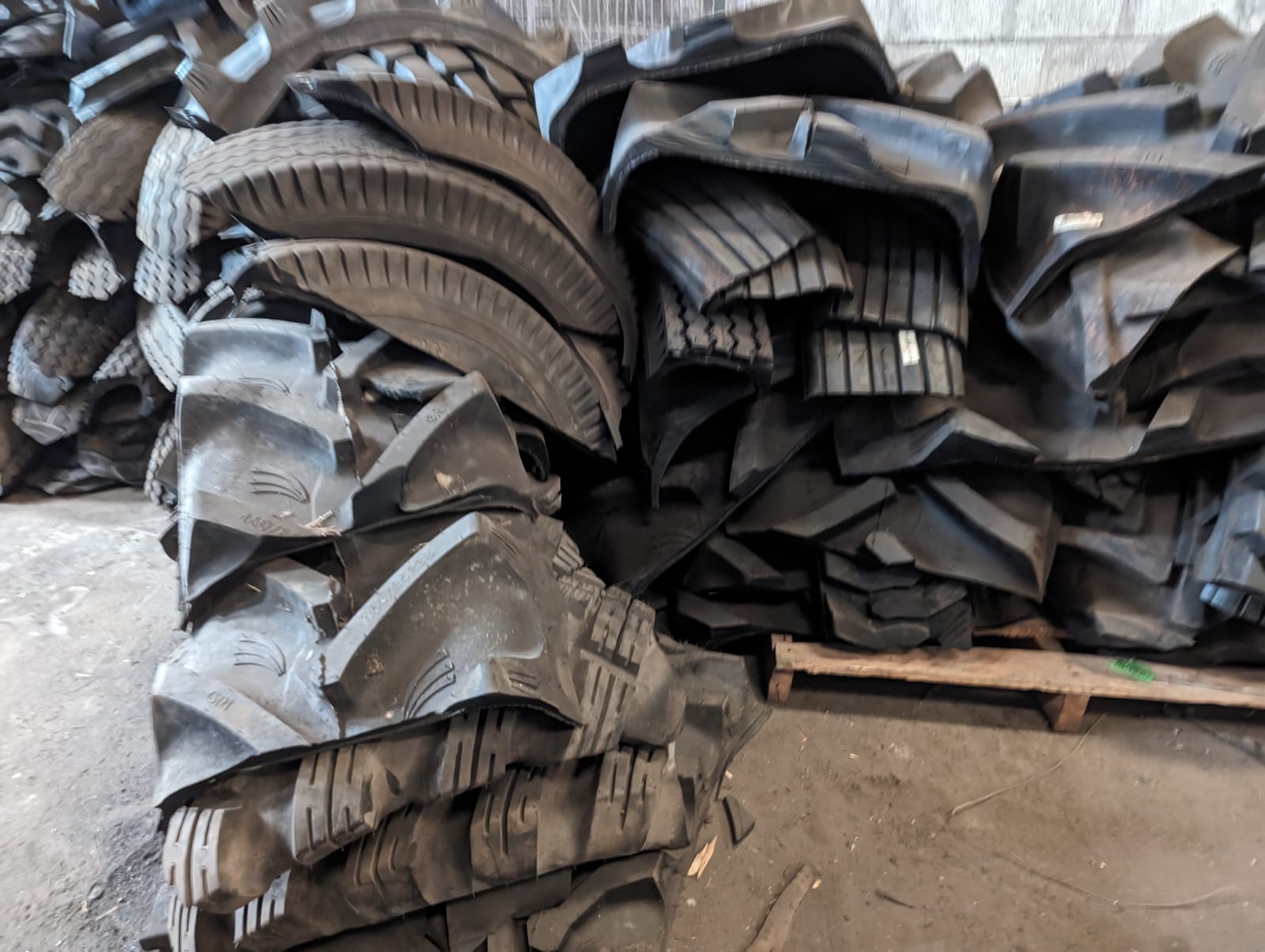 CUT NYLON TYRE - Kalhari Group of Companies