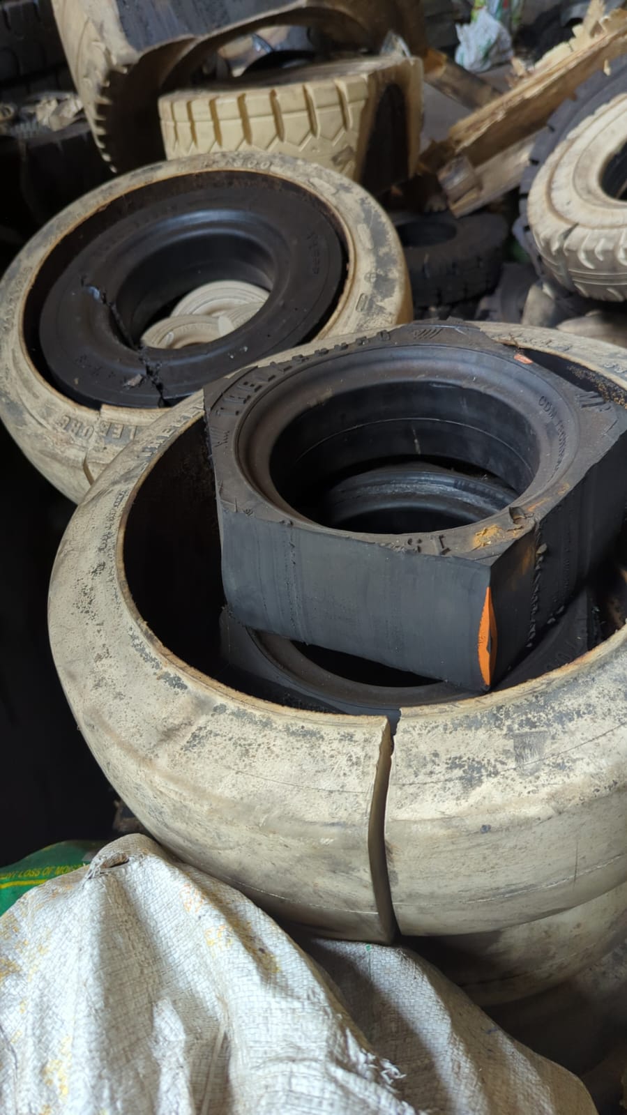 CUT SOLID TYRE - Kalhari Group of Companies